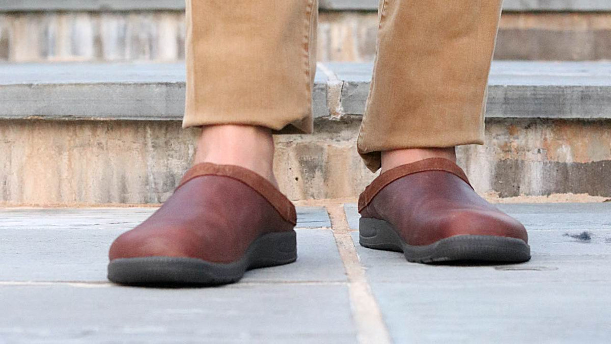 Why Men's Leather Clogs Are the Ultimate Footwear for Comfort and Styl ...